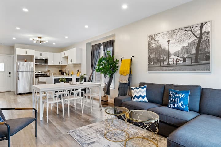5 Min To Dt Luxury - 4bed 2bath - Modern House - Windsor, ON, Canada
