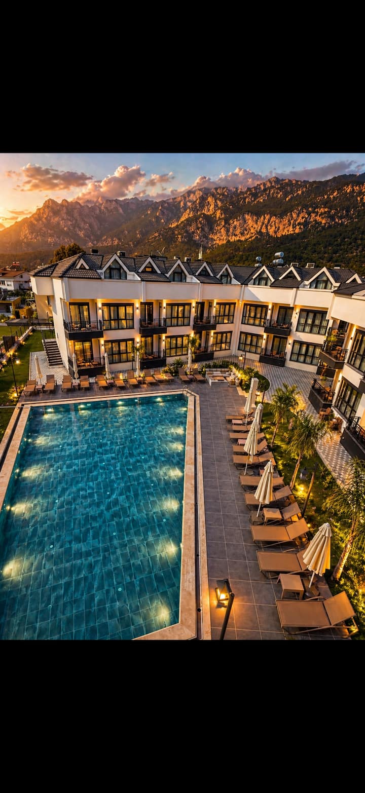 Kemer Göynük Whitestone Tatil Evleri
1+1 Lüx Daire - Kemer