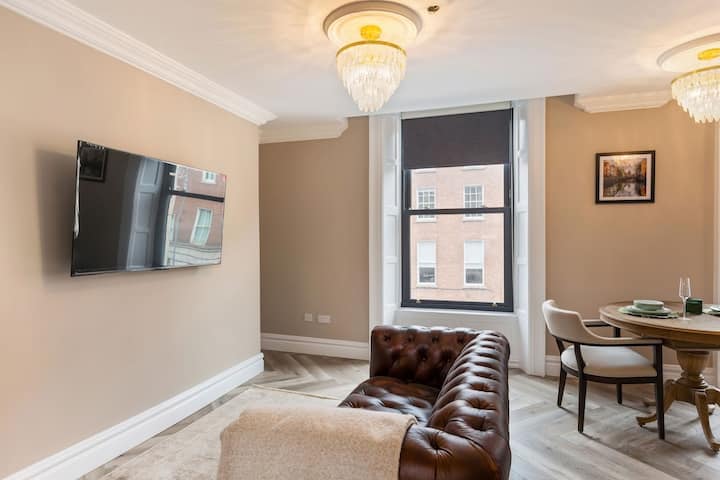 Deluxe Studio - Dublin, Ireland