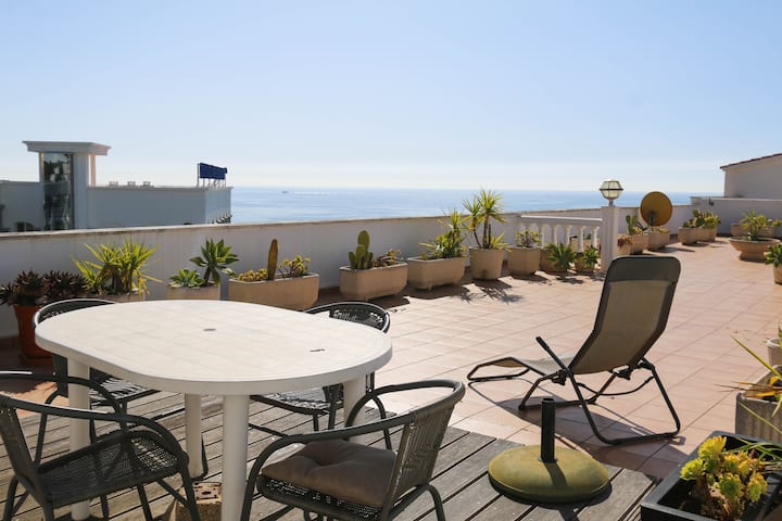 Terraza Y Más Terraza En El Corazón De Las Fuentes - Alcossebre