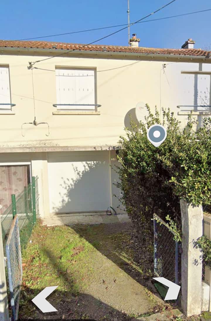Pour Le Logement Indisponible Travaux - Saint-Maixent-l'École