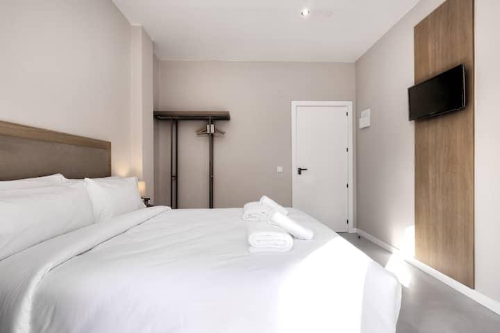 Habitación Doble | Hostal Puerta Almar - Estepona