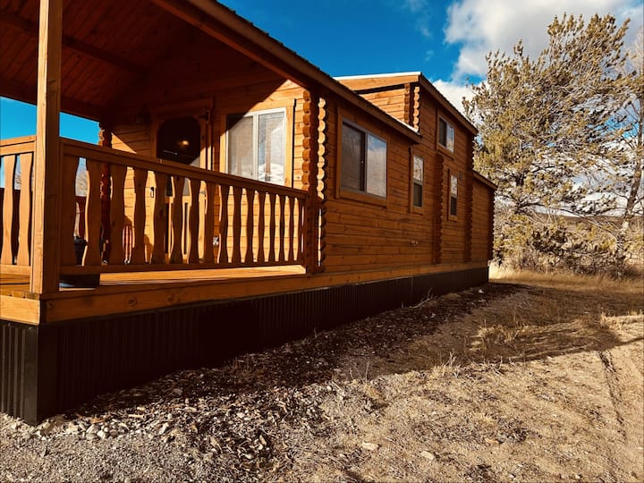 The Sage And Saddle Cabin Retreat - Livingston, MT