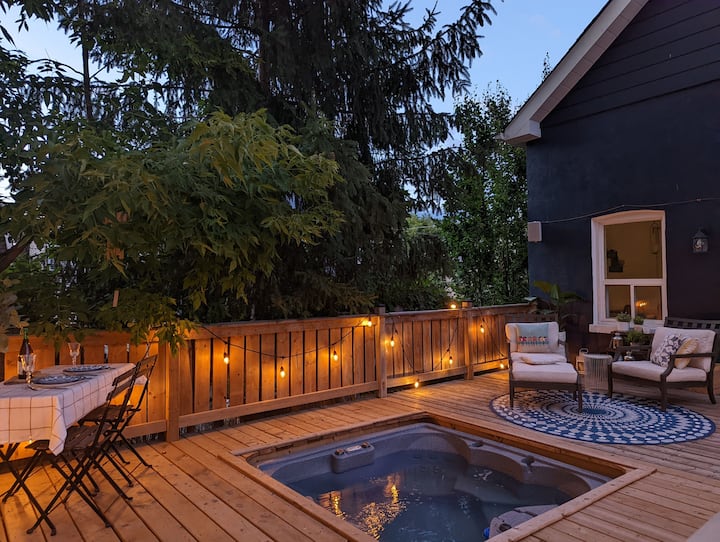 Designer Home W/ Hot Tub, Near Subway & Beach - Toronto