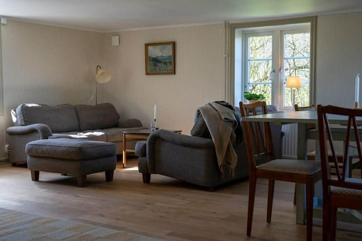 Lantligt Boende På öStgötaslätten, Nära E4 - Mjölby