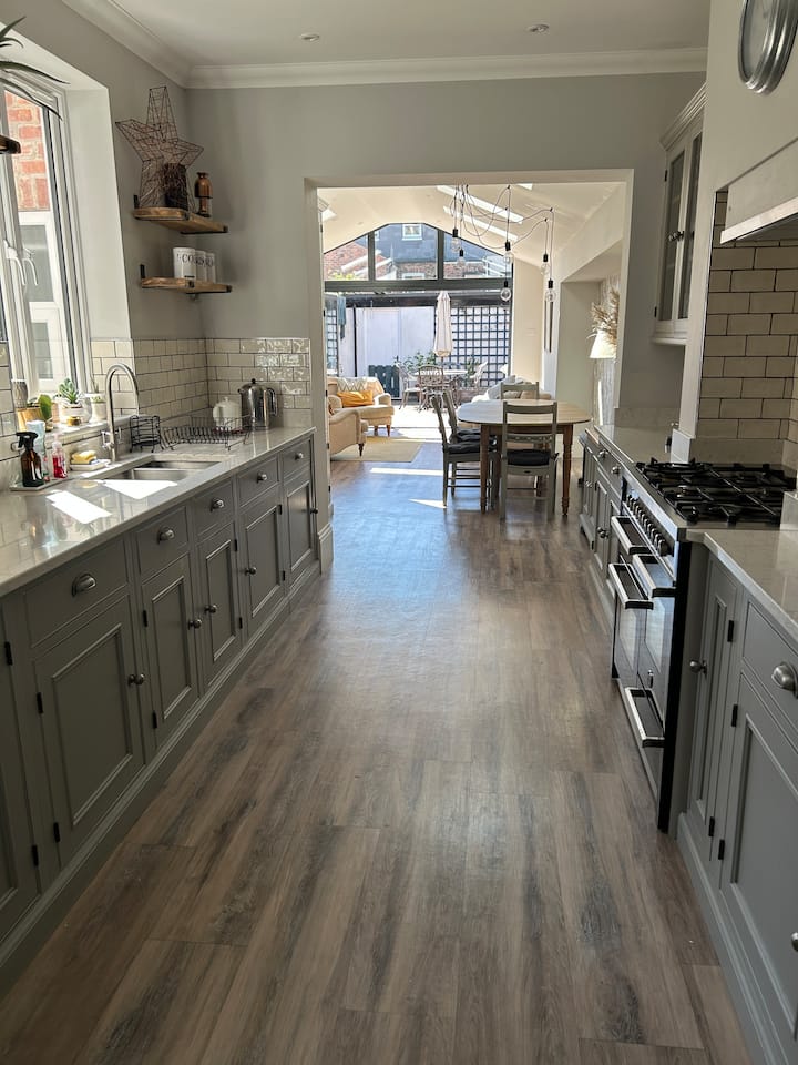 Elegant Town House On Bishopthorpe Road - York