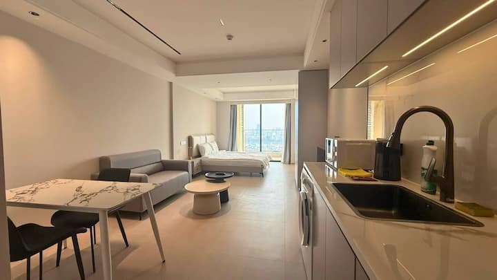 Homelia • Modern Luxury Studio • City View • 22-27 - Cambodia