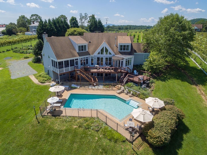 Exclusive Buyout | The Inn At Stinson Vineyards - Crozet, VA