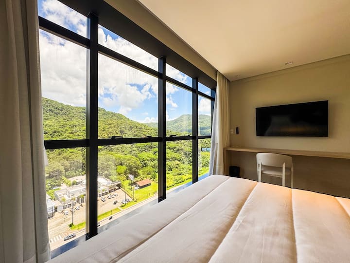Quarto Vista Montanhas - Itapema