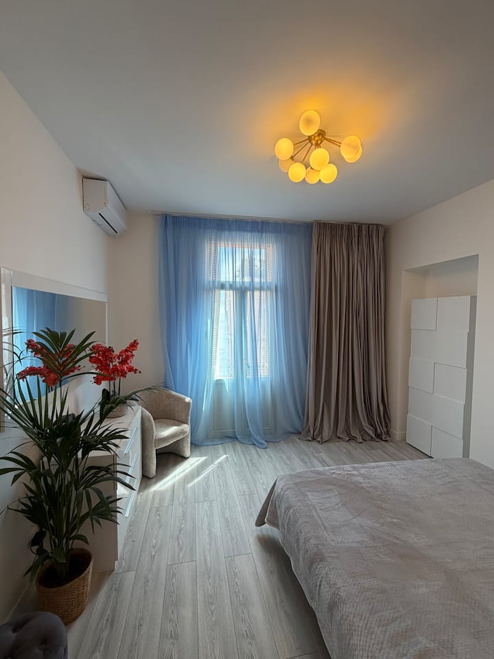 Magical Designer Apartment, Monaco Border. 4/29 - Monte Carlo