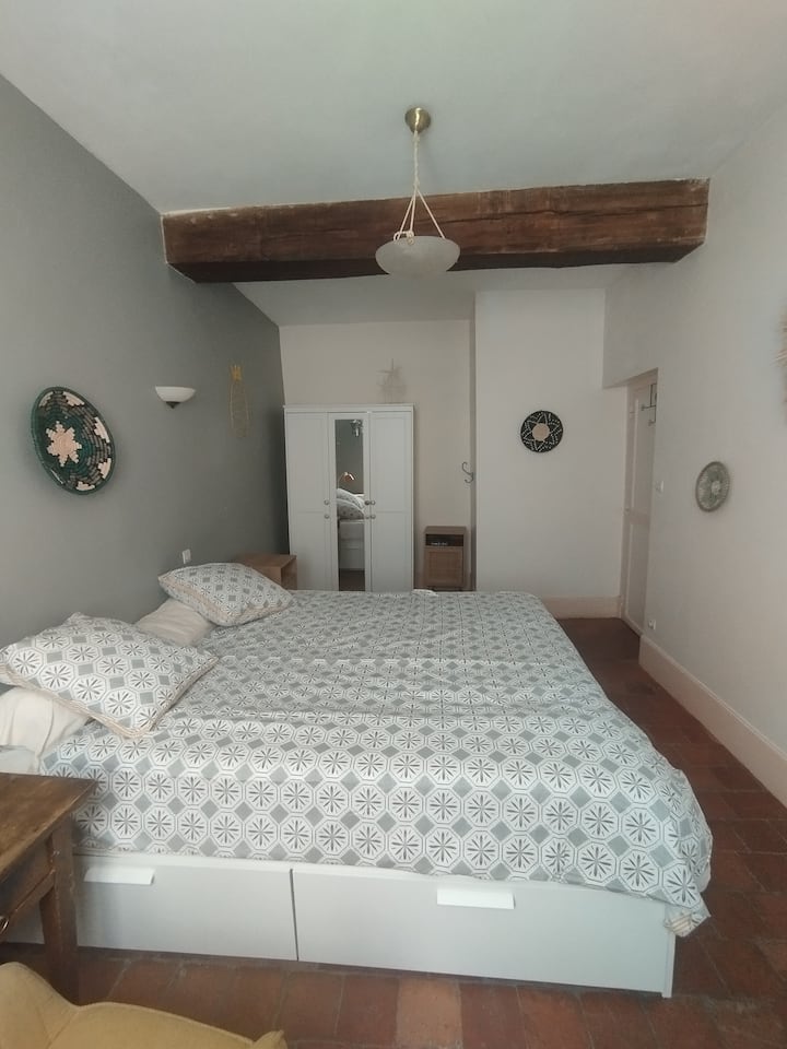 Appartement En Centre Historique D'avallon - Avallon