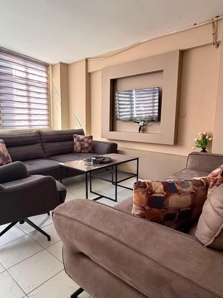 Pendik çArşı Da 2+1 Daire. Wifi, Youtube, Netflix - İçmeler