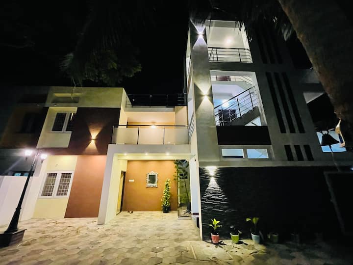 Sr Avanti Private 2bhk| Jaccuzzi|2 Min Bessy Beach - Chennai