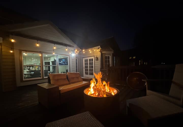 Cozy Large House On The Golf Course. - Naperville