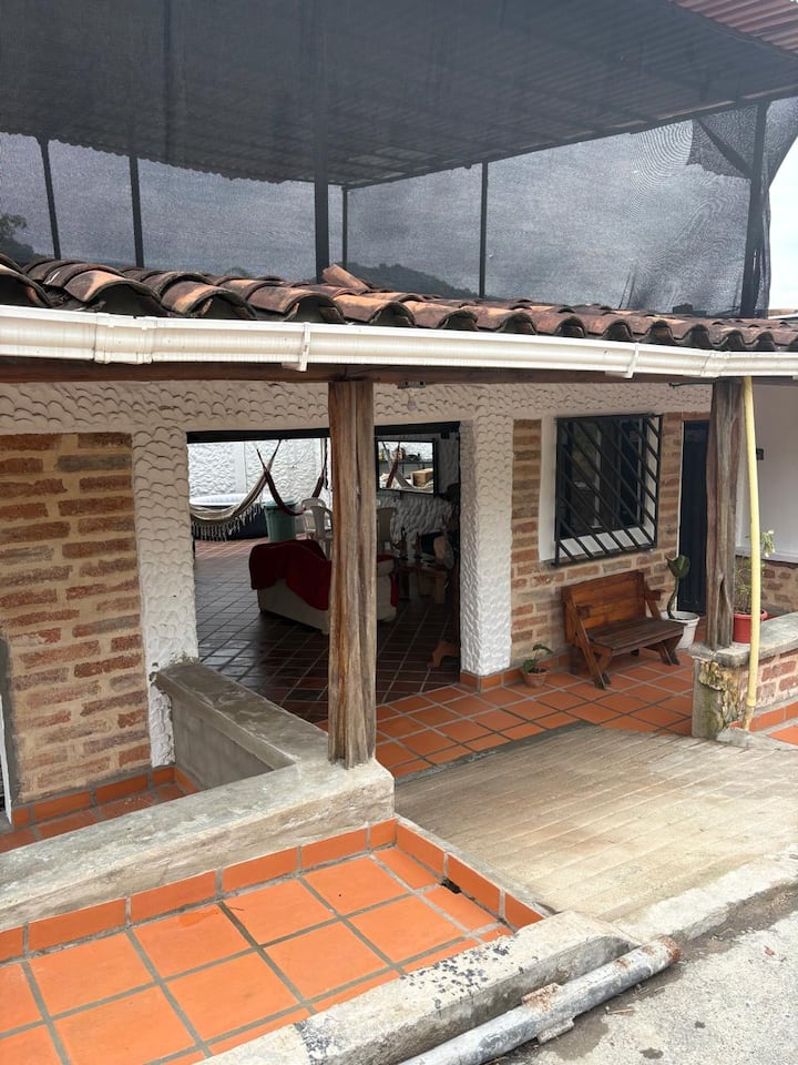 Cómoda Casa Privada A Solo 35 Km De Medellín - Amagá
