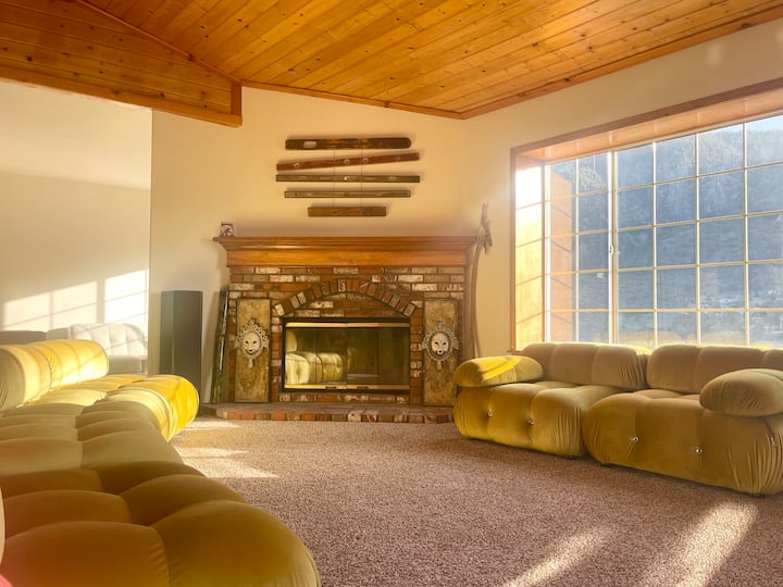Tune Up Shack - Intentional Retreats & Jeep Tours - Frazier Park, CA