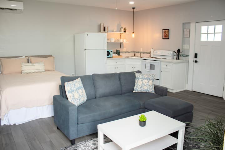 Emerald Bay Studio - Galveston Island, TX