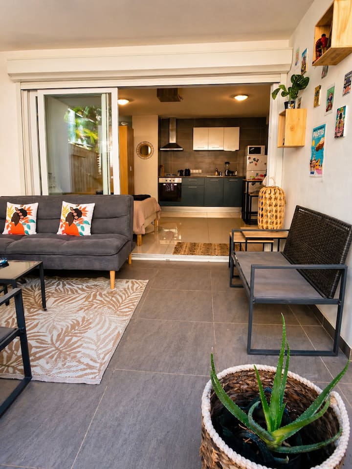 Studio Moderne Avec Terrasse Cosy à Nouméa - Nouméa