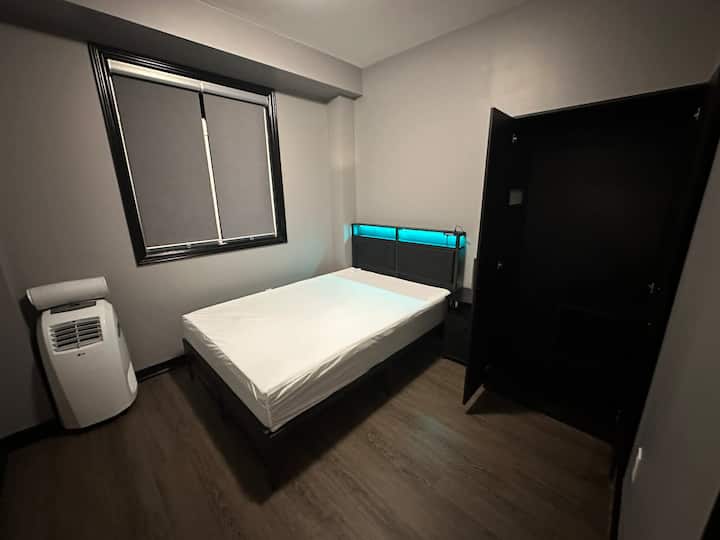 Honeys Crib Den Room - Fort Erie