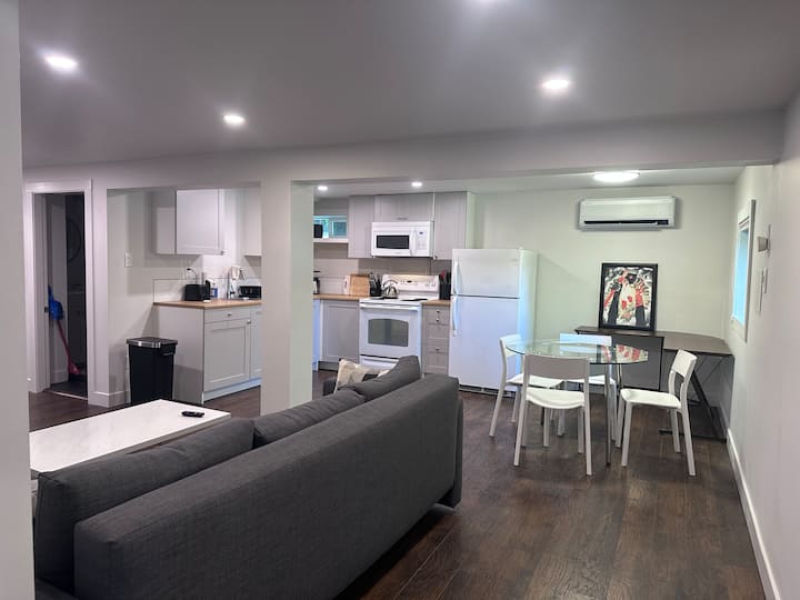 Suite Near The Gorge Waterway! - Victoria