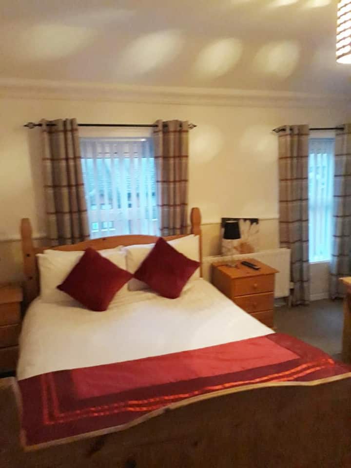 Phoenix B&b Double Room 2 (Room Only) - Derry
