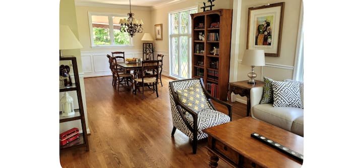 Elegant Villa On 2 Private Acres In Potomac - Gaithersburg, MD