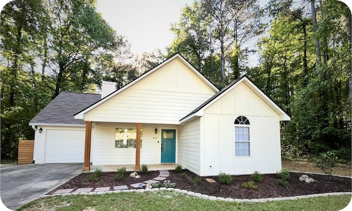 Senoia Cottage - Peachtree City, GA