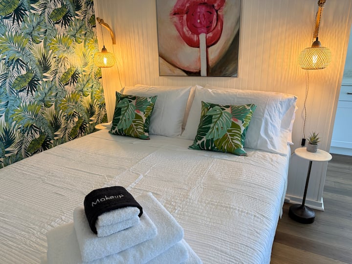 Boutique Retreat | Walk Oob | Steps To The Beach - Portland, ME