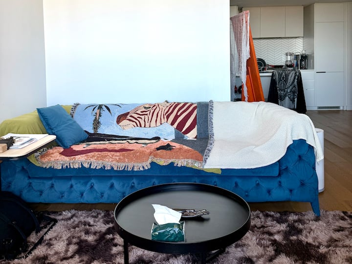 Skyline View Apartment | Pool & Gym & Sauna - Box Hill