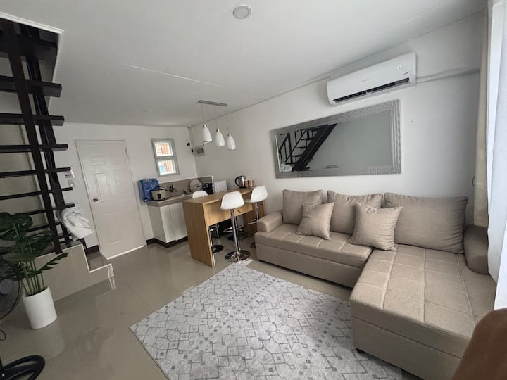 Cozy Place - Capas