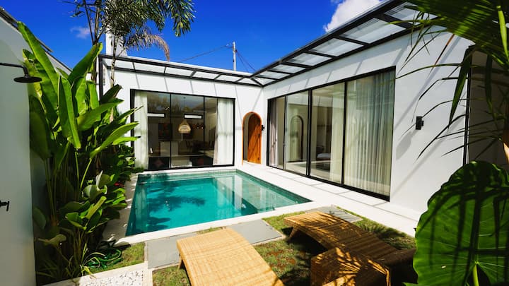 The Arya Bali Pool Villa Surf Beaches Uluwatu - Uluwatu