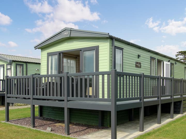Premier Caravan 10 - Tywyn