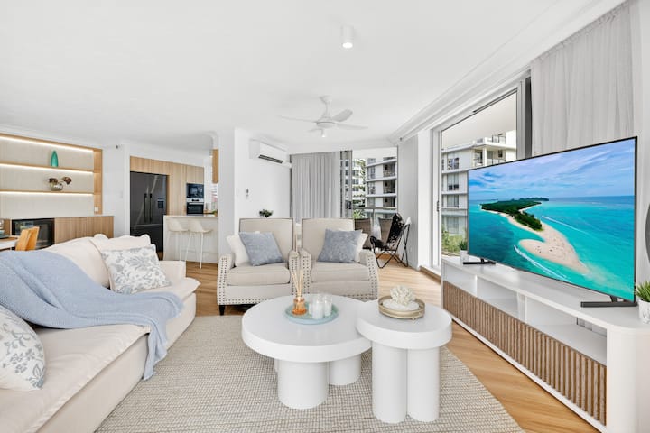 Drift N Dream Apartment W/free Parking+pool+gym - Surfers Paradise