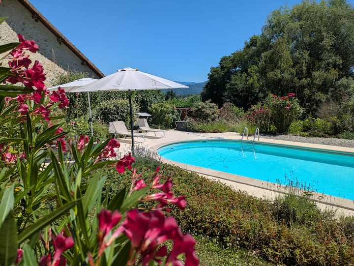 Le Colombier · Piscine · Vignes Du Bugey - Culoz