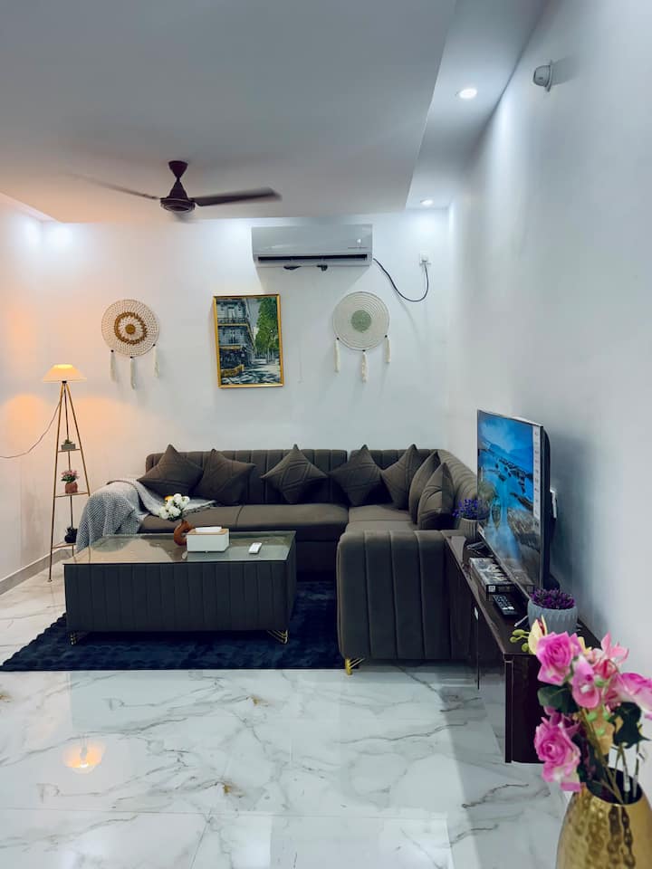 Kantha Vista | 1bhk Ganga & Valley View - Rishikesh