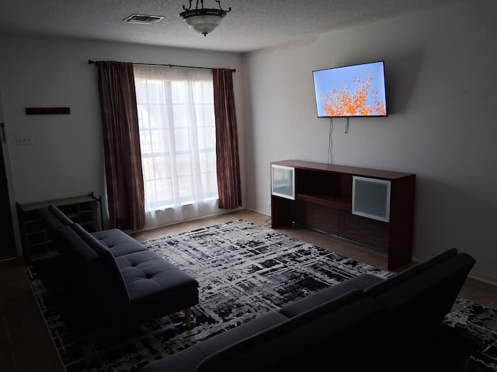 Available For Stays Of 30 Days Or More Only ! - ラフェイエット, LA
