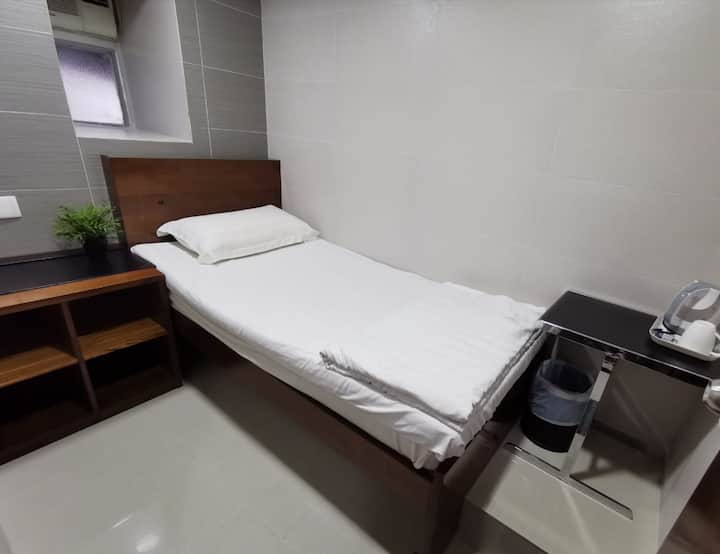 佐敦地鐵站單人套房14共用洗衣機廚房 - Hong Kong