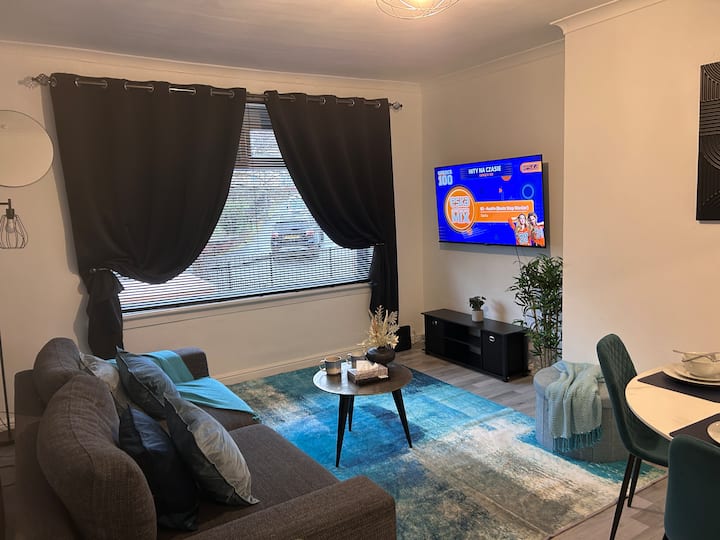 2 Bedroom Apartment In Hamilton - Motherwell