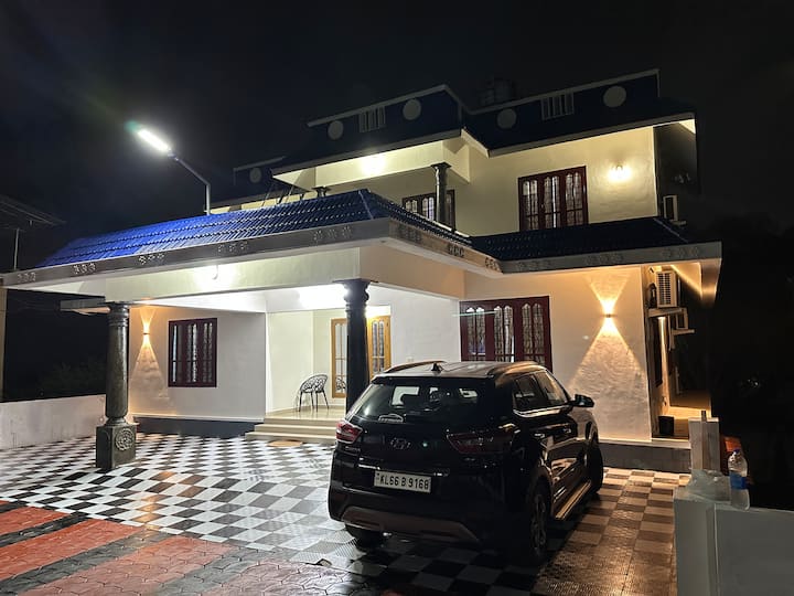 Richard's Homestay -Spacious 3 Bhk - Thiruvalla