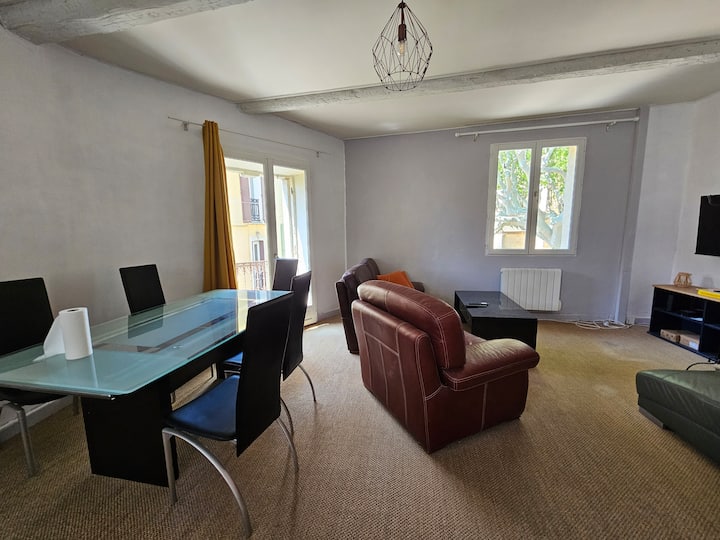 Les Volets Jaunes / Centre-ville / Patio / Netflix - Capestang