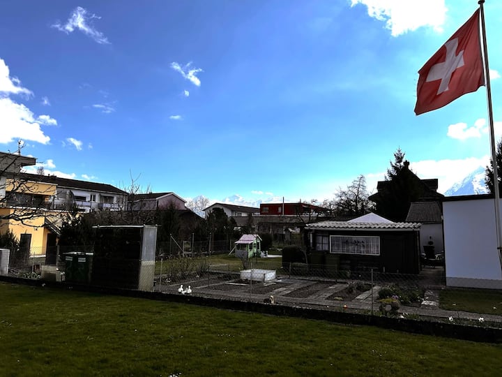 Thun Neufeld – Mit Terrasse, Parkplatz & Alpenview - Thun