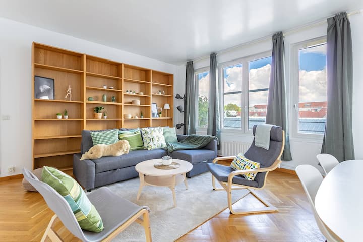 Parisian Flat, Large Terrace & Eiffel Tower View - Saint-Brice-sous-Forêt