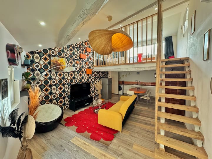Appartement Style Années 70 - Malaucène