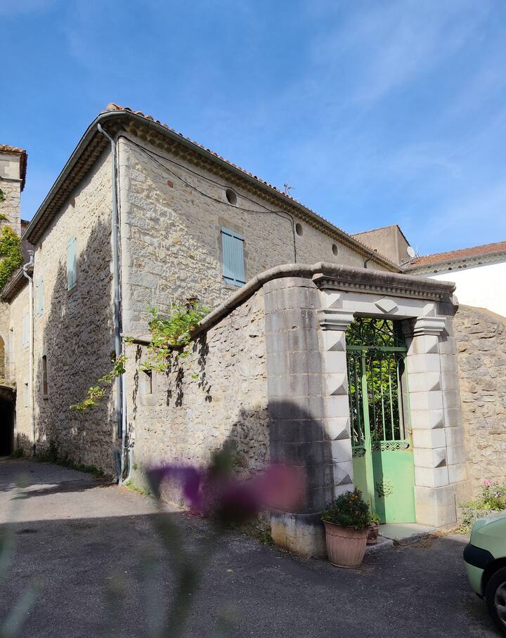 Gite La Sérénité Ardéchoise Près De Les Vans - Berrias-et-Casteljau