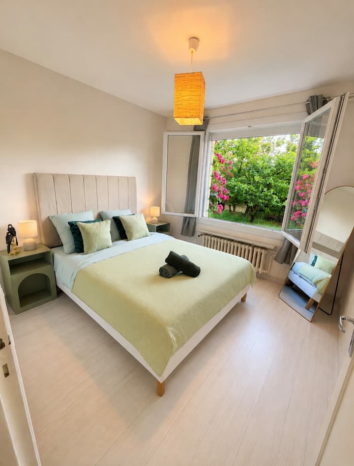 Deux Pièces Cosy Au Cœur D’un Jardin Fleuri - Bois-d'Arcy