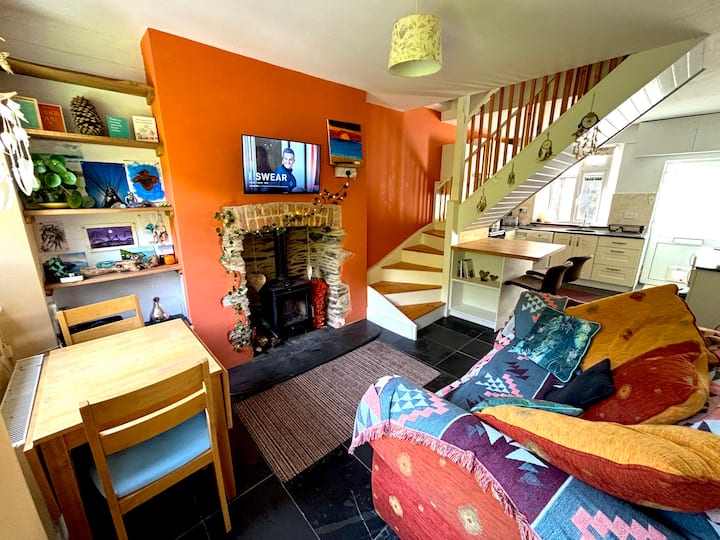 Little Wing Cottage By The River - Lynton