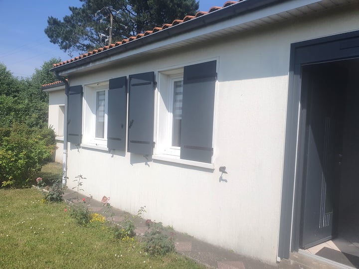 Maison Entière Avec Jardin - 5/9 Personnes - Clisson