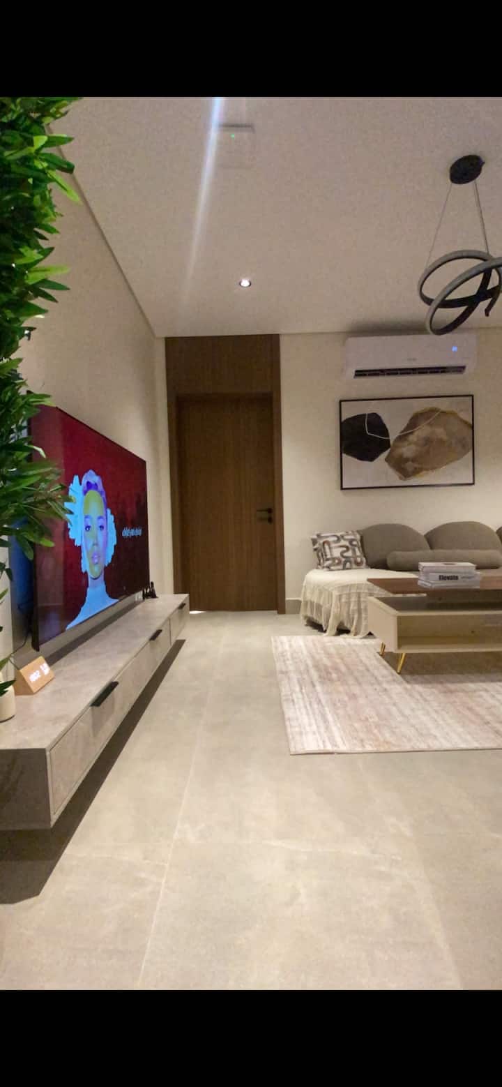 سويت مسك | غرفة وصالة بلمسة عصرية راقية - Dammam