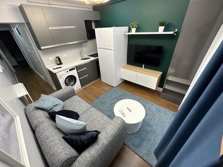 2 Min To Metro, Modern Flat Center Istanbul - 1 - Estambul