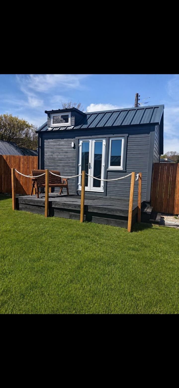 Tinyhouse With Upper Bedroom Portree Isle Of Skye - Portree